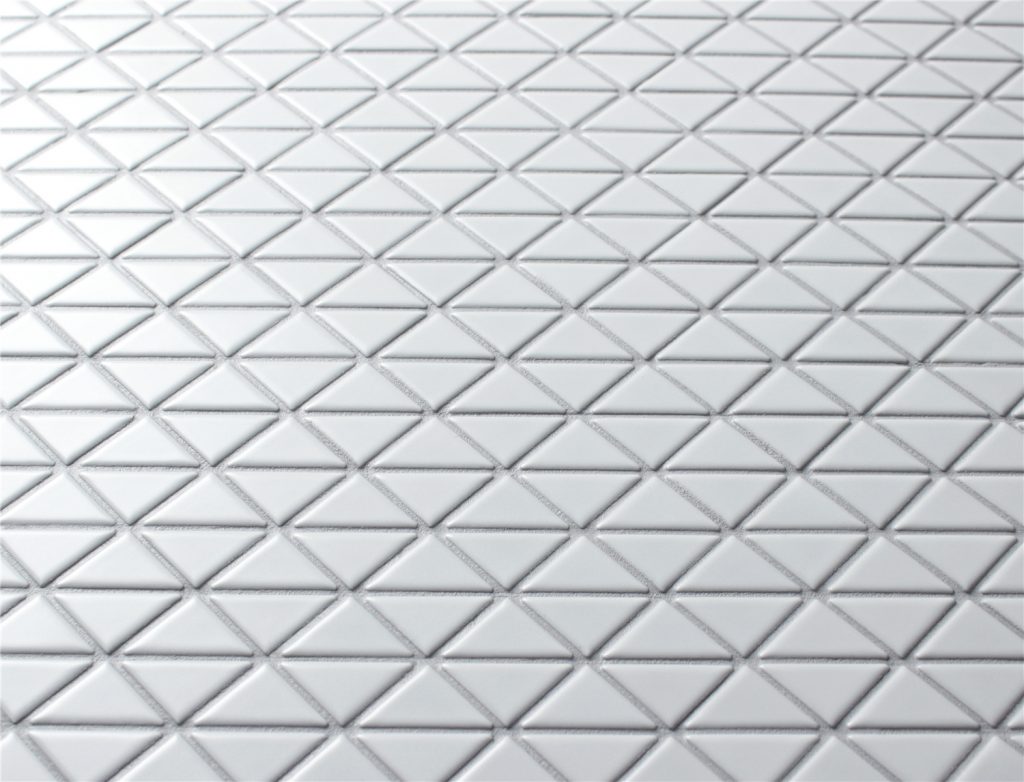 Zip Connection 1'' White Matte Triangle Mosaic Tile Wall Accent - ANT.TILE